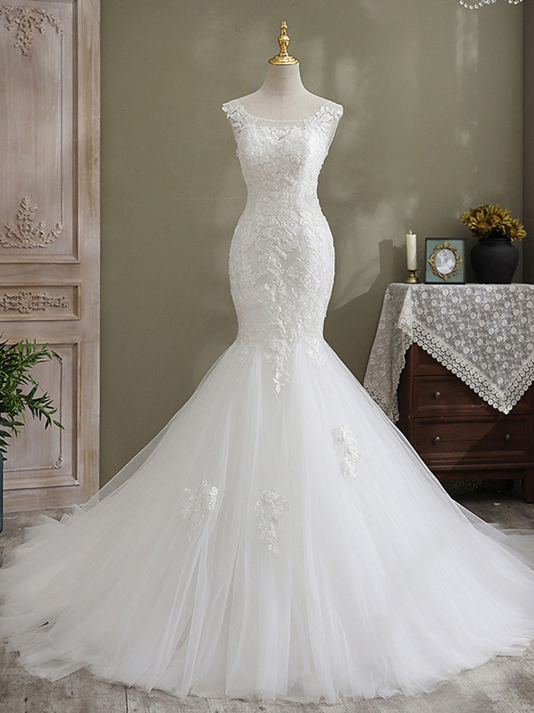 Simple And Thin Trailing Small Wedding Dress on Luulla